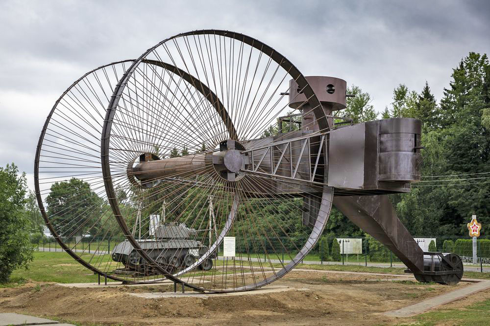 Deretan Peralatan Militer Canggih yang Justru Tidak Berguna - Teknologi