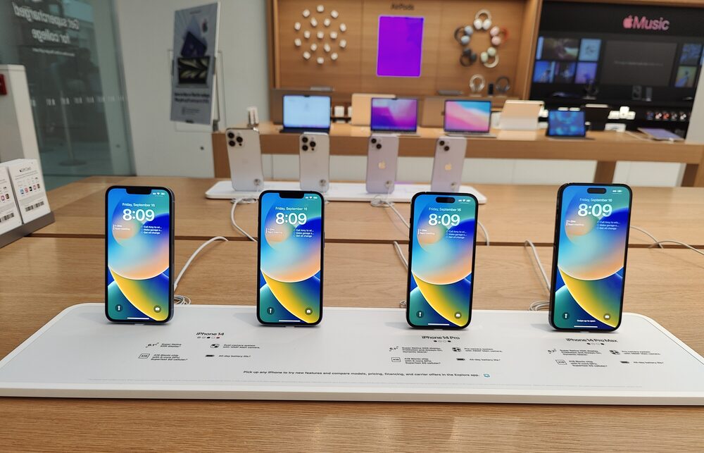 Ini Dia, Tanggal Penjualan dan Daftar Harga iPhone 14 Series di ... Ini Dia, Tanggal Penjualan dan Daftar Harga iPhone 14 Series di ...