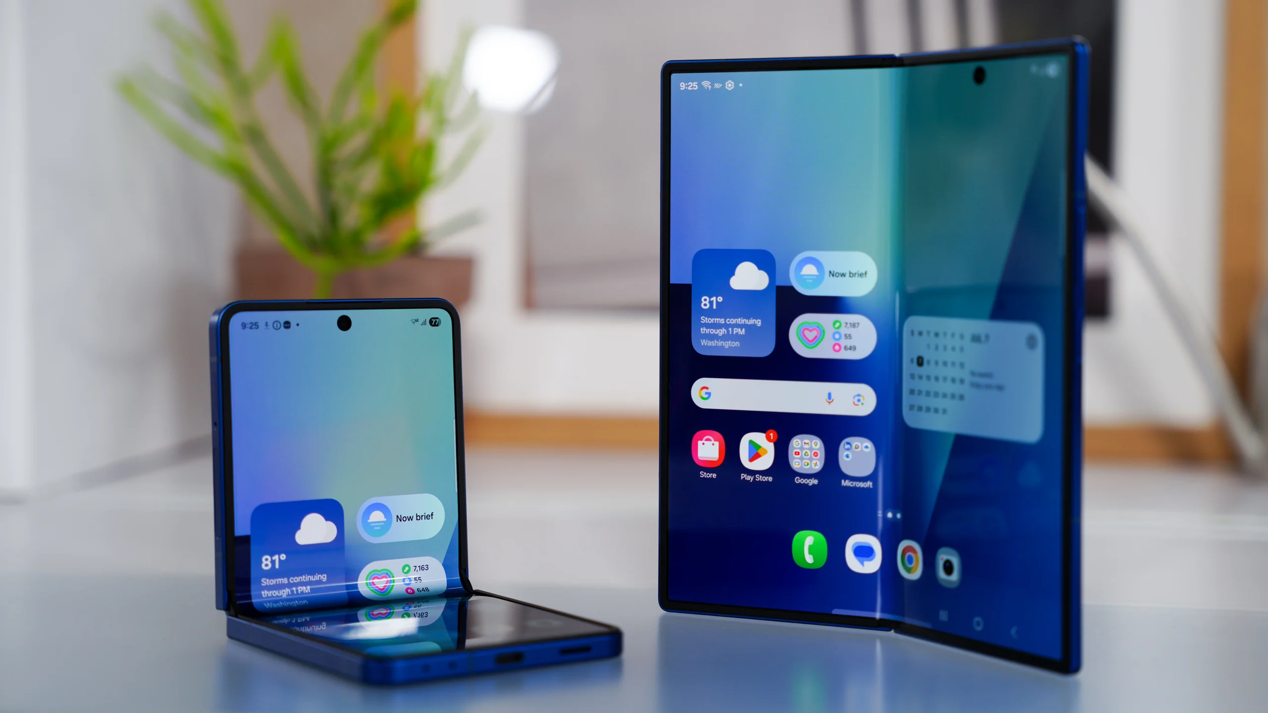 Samsung Galaxy Z Fold 7 Meluncur: Desain Lebih Tipis, Kamera 200 MP ...